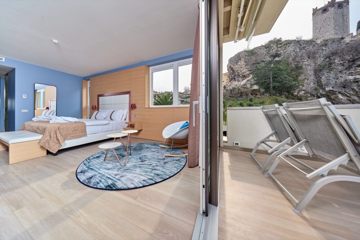 SUITE CASTELLO - CASTELLO LAKE FRONT HOTEL