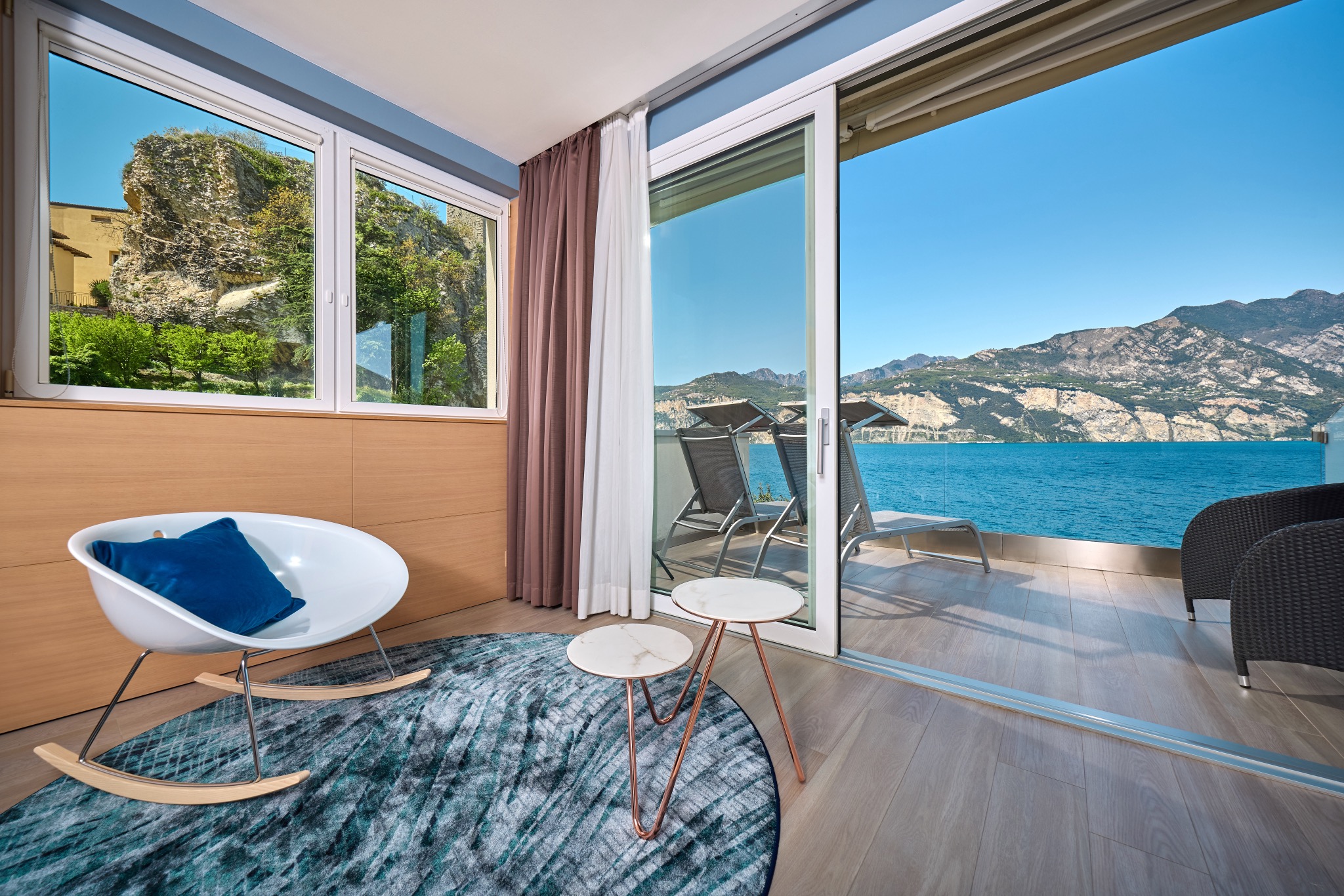 SUITE CASTELLO - Hotel Malcesine : CASTELLO LAKE FRONT - LIVING SUITE ...