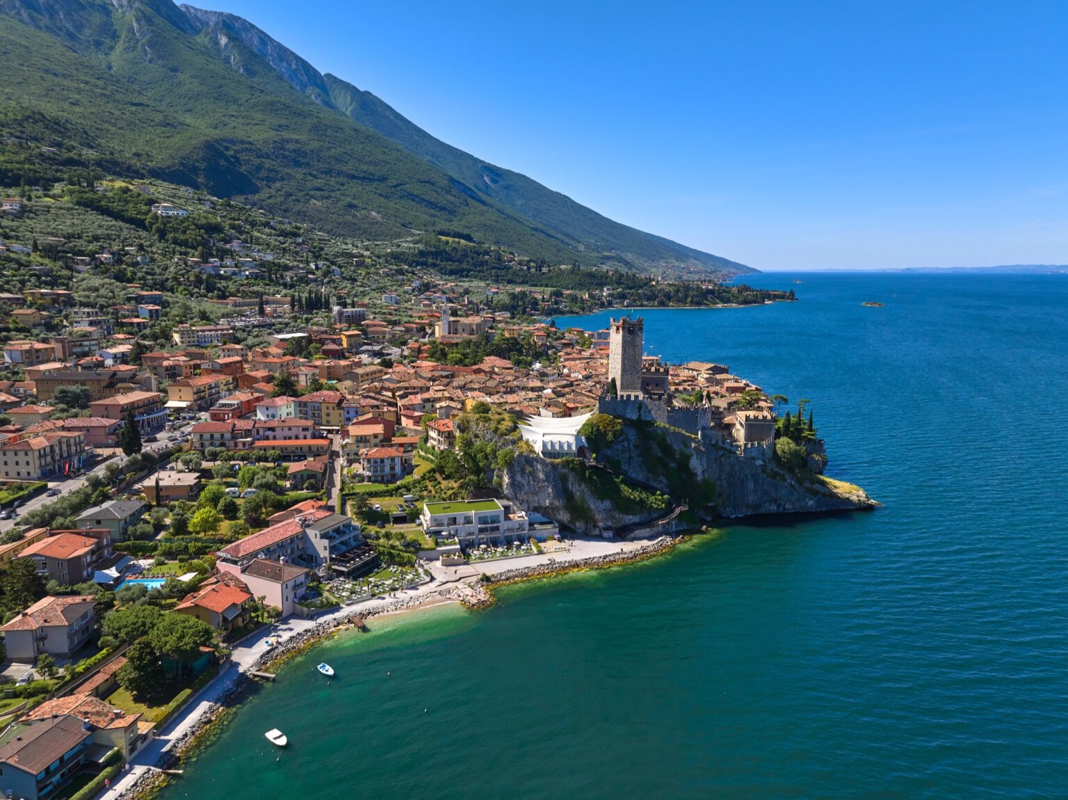 Ristorante - CASTELLO LAKE FRONT HOTEL