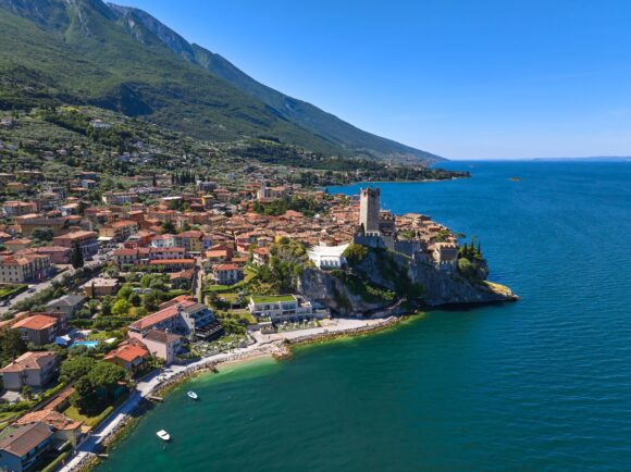 RESTAURANT - CASTELLO LAKE FRONT HOTEL