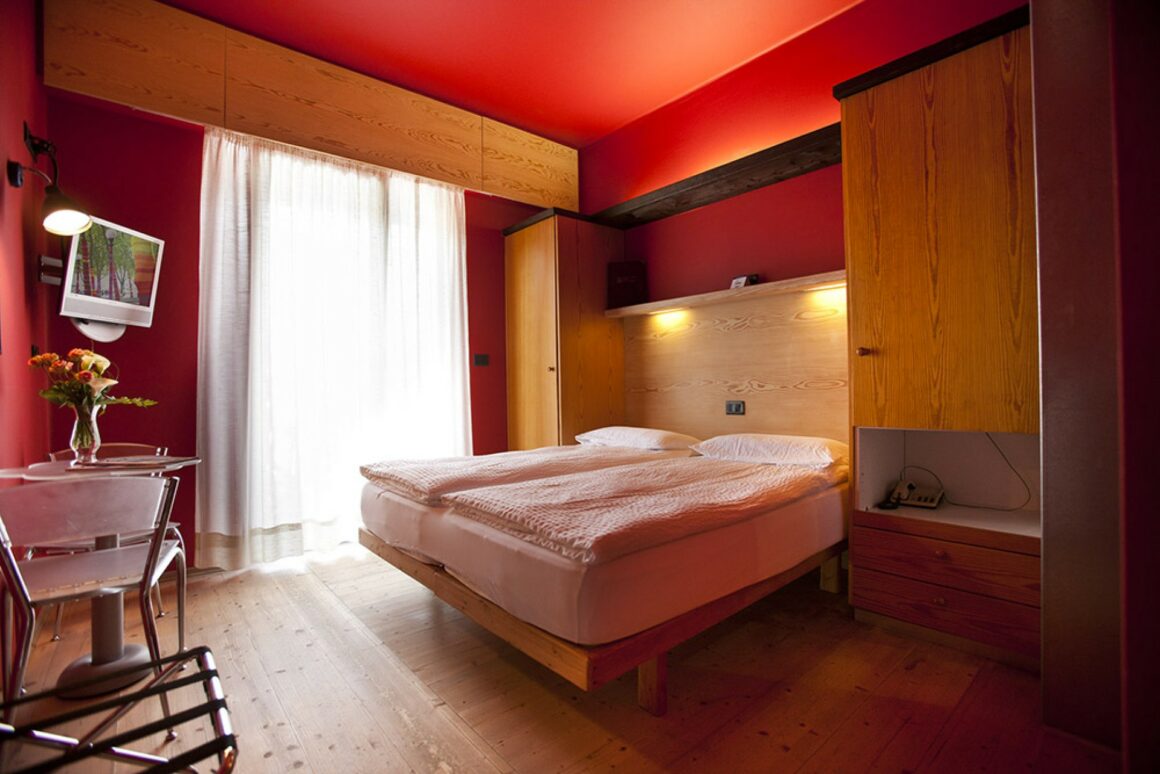 CLASSIC - Hotel Malcesine : CASTELLO LAKE FRONT - LIVING SUITE - LUNA ROSSA